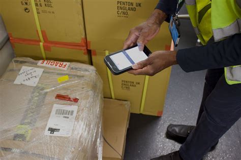 5 Benefits Of Implementing An Internal Parcel Tracking System Expd