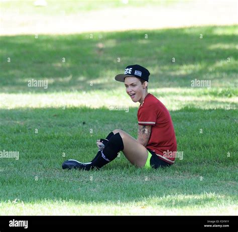 Orange Is The New Black Actress Ruby Rose And Her Fiancée Phoebe Dahl Enjoy An Afternoon Of