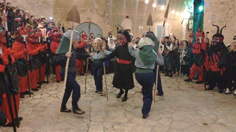 El Dimoni I Es Caparrots Carboners De Caimari