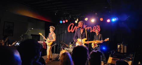 Saw The Arc Angels In Austin Last Night Doyle Bramhall Ii Plays Hendrix Style So Trippy To