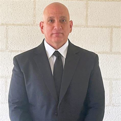 Simon Elias Professional Profile Linkedin