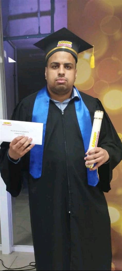 Etapa Concluída Agora Sou Oficialmente Formado Em Administração Feliz E Orgulhoso Por Essa
