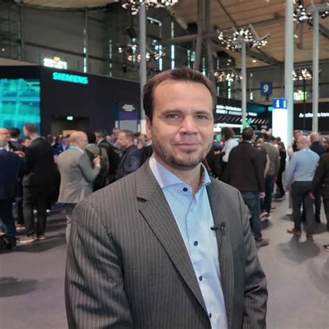 Video Siemens Infrastructure On Linkedin Co Creating A Digital