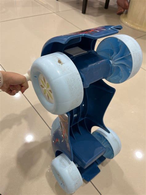 Elsa Car Ride On Frozen Car Hobbies And Toys Toys And Games On Carousell