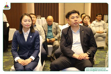 Чингэлтэй “БОДЛОГЫН УУЛЗАЛТ V” ААР ЦӨМИЙН ЭНЕРГИ БОЛОН УРАНЫ ХАЙГУУЛ ОЛБОРЛОЛТЫН ТАЛААРХ