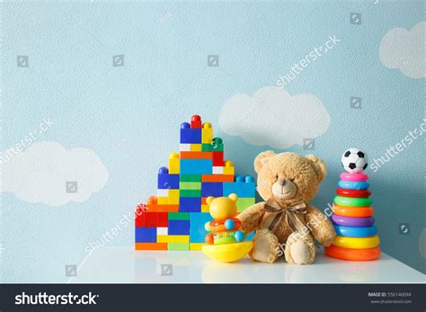 1 954 842 장난감 아동 이미지 스톡 사진 및 벡터 Shutterstock