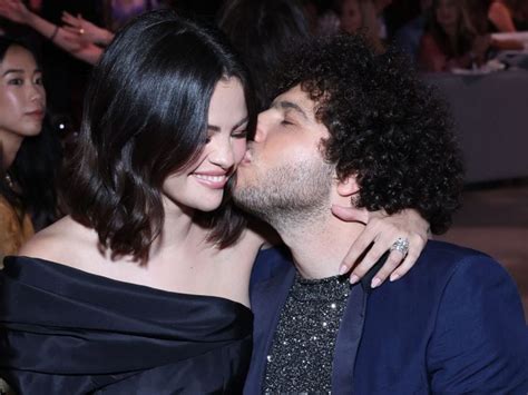 Selena Gomez Benny Blanco Share Tmi With Nsfw Slip Up