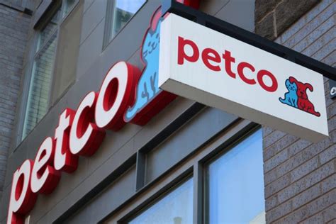 The History Of And Story Behind The Petco Logo