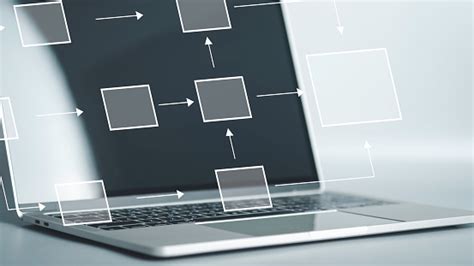 비즈니스 흐름도 다이어그램 및 가상 화면의 마인드맵 또는 조직도의 워크플로 자동화 사업가가 랩톱을 사용하여 텍스트에 대한 빈