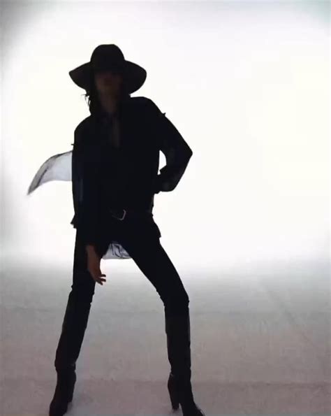 Lisa Look So Fabulous And Gorgeous 🤩 Video