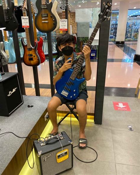 Gusta Ib4 Music Arms ศูนย์รวมเครื่องดนตรี ตั้งแต่เริ่มต้น ถึงมืออาชีพ Music Arms