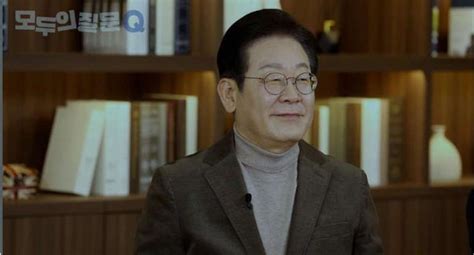 이재명 모든 국민이 무료로 Ai를 쓸 수 있는 기회를 만들고 싶다