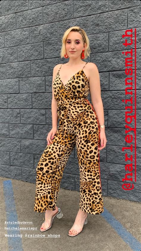 Harley Quinn Smiths Feet