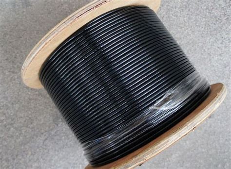 7x19 Black Wire Rope Nylon Coated Cable Strand Core Crushing Resistance
