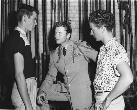 24 Intriguing Facts About Audie Murphy