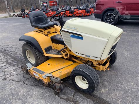 Technical Specifications and Data for Cub Cadet 2284 Tractor