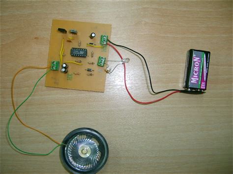 iŞikli sİren devresİ elektronik devreler projeler Ödevler tez