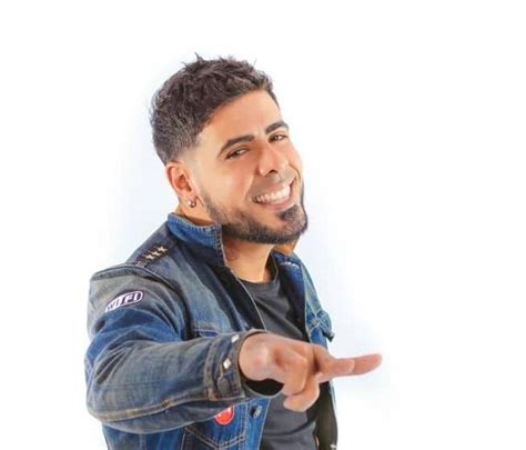 Deivis Correa Comediante Y Periodista Venezolano Huye De Caracas Tras Orden De Captura