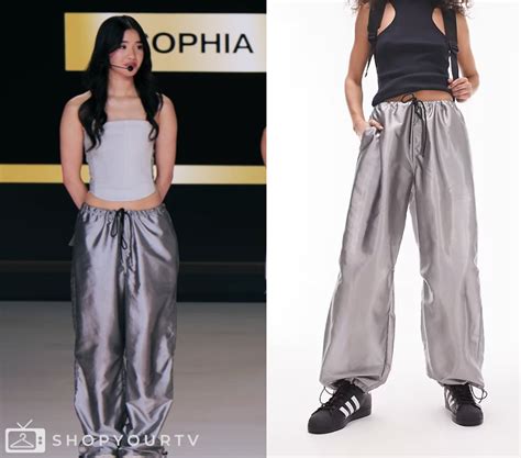Pop Star Academy Katseye Season 1 Episode 8 Sophias Metallic Trousers