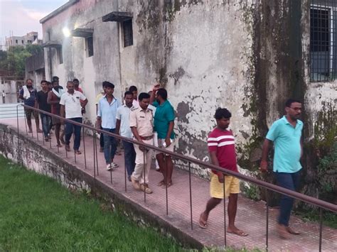 When Money Was Not Received For Mobile The Teenager Took A Dreadful Step Hanged Himself From