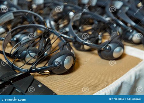Headphones Used For Simultaneous Translation Equipment Simultaneous