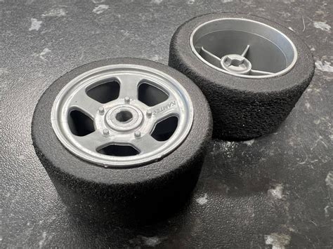 Kamtec 30 Soft Rear Tyres On Grey 5 Spoke Wheels Kamtec Modelsport