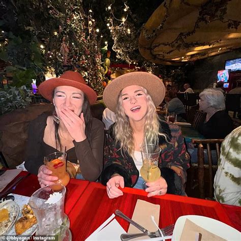 Tiktok Influencer Gabbie Egan 24 Is Arrested After Smacking A Waitress And Then Headbutting A