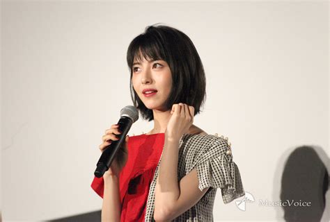 浜辺美波、19歳誕生日報告に「いいね」16万件、池田エライザらから祝福続々：【エンタメ】