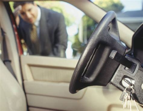 Locked Your Keys in the Car? Here's Who to Call for Help