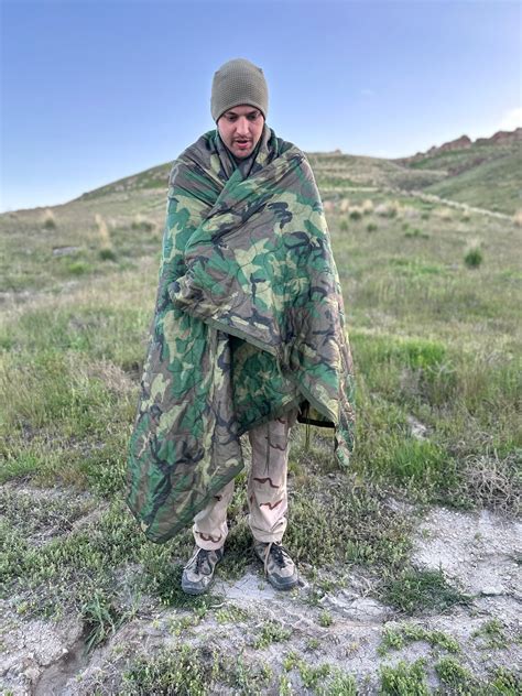 Usgi Military Poncho Liner Woobie Blanket Unissued Six Gun Surplus