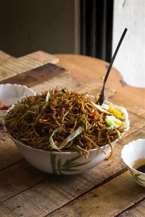 Chow Mein Vs Hakka Noodles Difference And Comparison