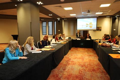 Обучение „Повишаване на капацитета на общините за изпълнение на публичните им функции свързани