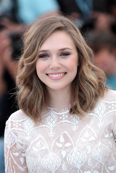 Elizabeth Olsen Wavy Hairstyles Medium Medium Hair Cuts Thick Hair