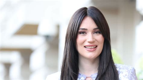 Markus S Ders Tochter Gloria Erntet Spott F R Photoshop Panne