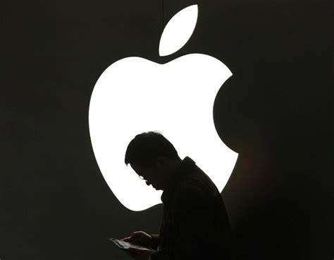 Hackers Threaten To Wipe Out Millions Of Accounts If Apple Fail To Compensate TechStory