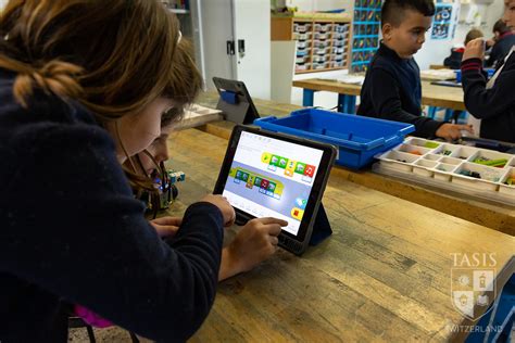 grade 2 lego coding with ms rossi tasis the american school in