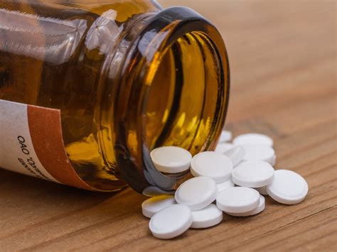 Codeine Kegunaan Dosis Efek Samping Dll Hello Sehat