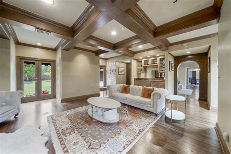 Tulsas Landmark C 1920 Perryman Mansion Reduced To 995k Photos Pricey Pads