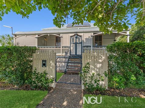 37 Macgregor Street Woodend Qld 4305 Domain