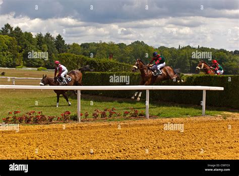 Jockey de course au galop Banque de photographies et d’images à haute ...