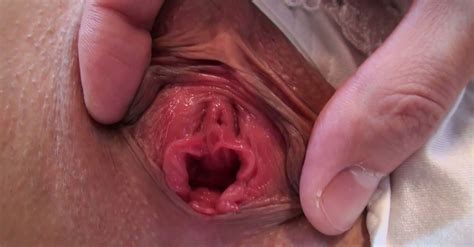 Naughty Japanese Girl Enjoys Fingers And Vibro Egg In Her Slit