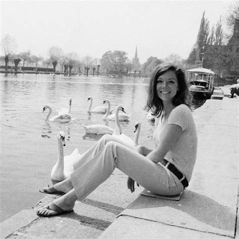 40 Fascinating Photos Of A Young And Beautiful Diana Rigg In The 1960s
