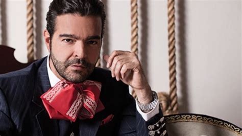 ¡polémica Pablo Montero Olvida Letra Del Himno Nacional De México En
