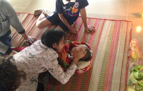 ក្មេងស្រីតូចលង់ទឹកស្រះស្លាប់ ខណៈជីដូនភ្លេចខ្លួនមួយភ្លែត នគរដ្រេហ្គន