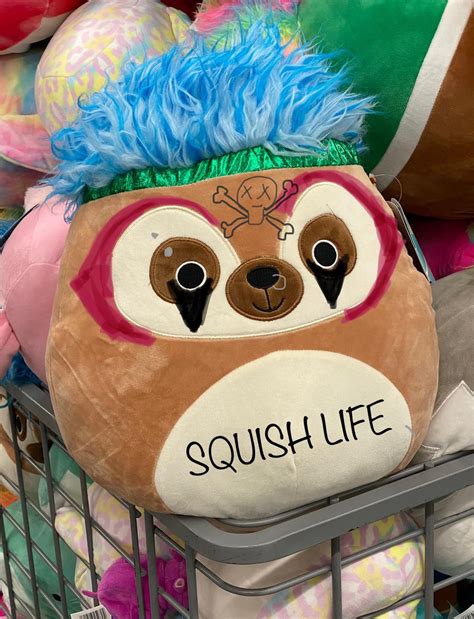 Minimum Effort Squish Doo Over R Squishmallow