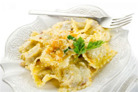 Tortelli Di Zucca Ricetta Tipica E Preparazione Di Parma E Provincia