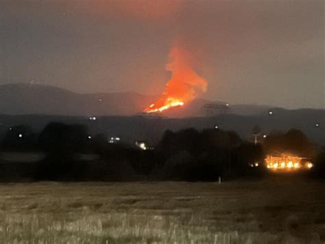 October Wild Fire Wa State This Is Not Normal Rdamnthatsinteresting