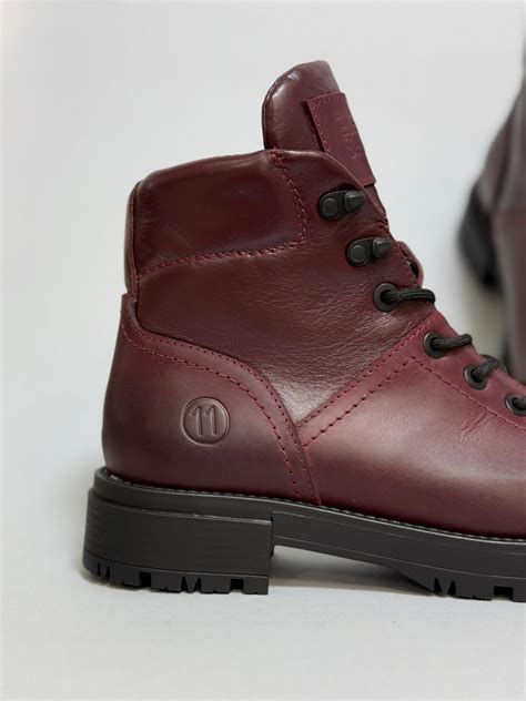 Жіночі зимові черевики стильні та зручні моделі за доступними цінами