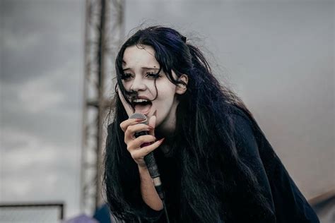 Amira Elfeky 5 Essential Facts About The Face Of Gen Z Nu Metal