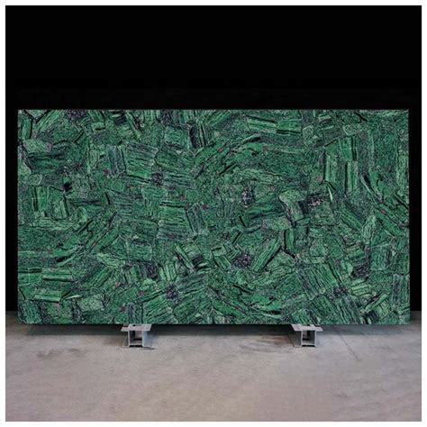 China Ruby Zoisite Gemstone Slab Suppliers Factory Customized Ruby Zoisite Gemstone Slab